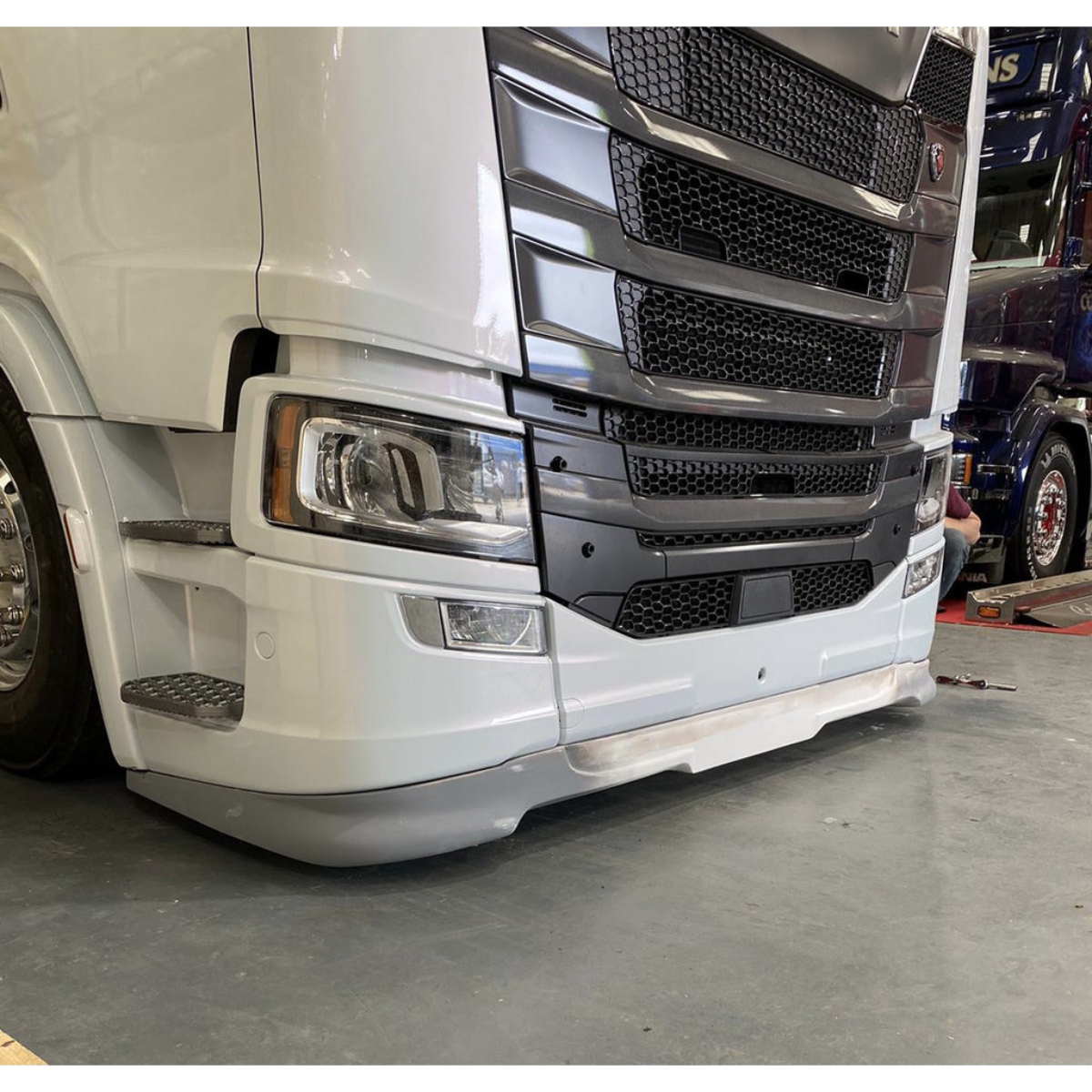 Next Gen Scania Bumper Splitter (High/UK)